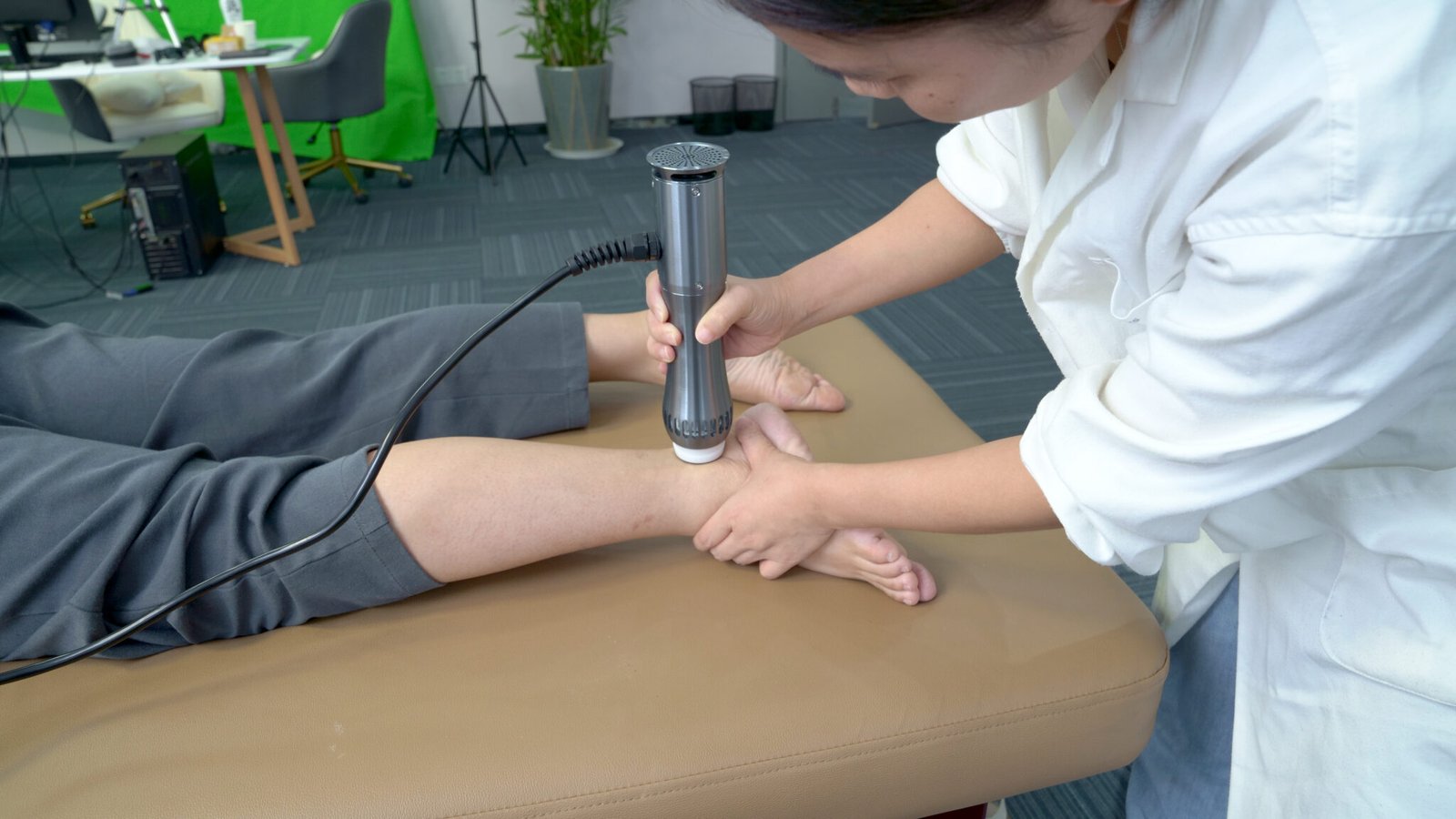 shockwave therapy for ankle sprains ️